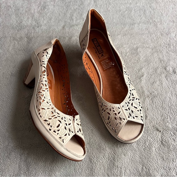 PIKOLINOS | Shoes | Pikolinos Java Artsy Peep Toe Eyelet Cutout Leather ...